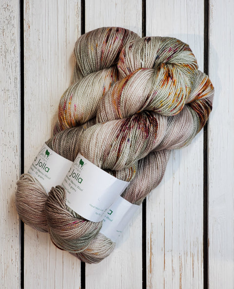 Baah Color of the Month (In Store) | Dye Hard Yarns